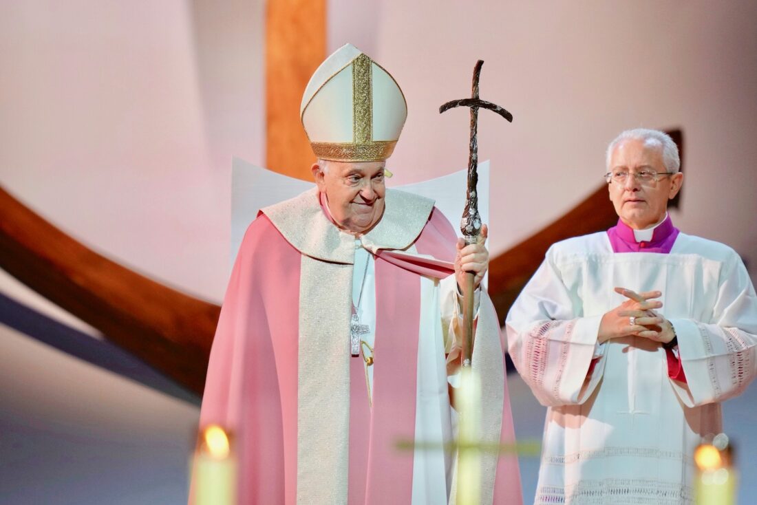 Making his first papal visit: Pope Francis at France’s Corsica, awash in expressions of popular ...